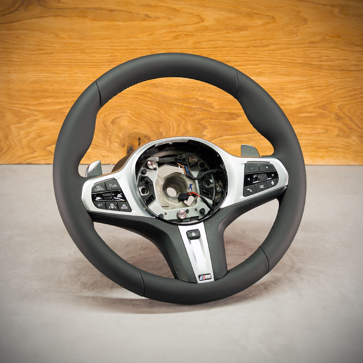 BMW X5 G05 Custom steering wheel - Your Steering Wheel