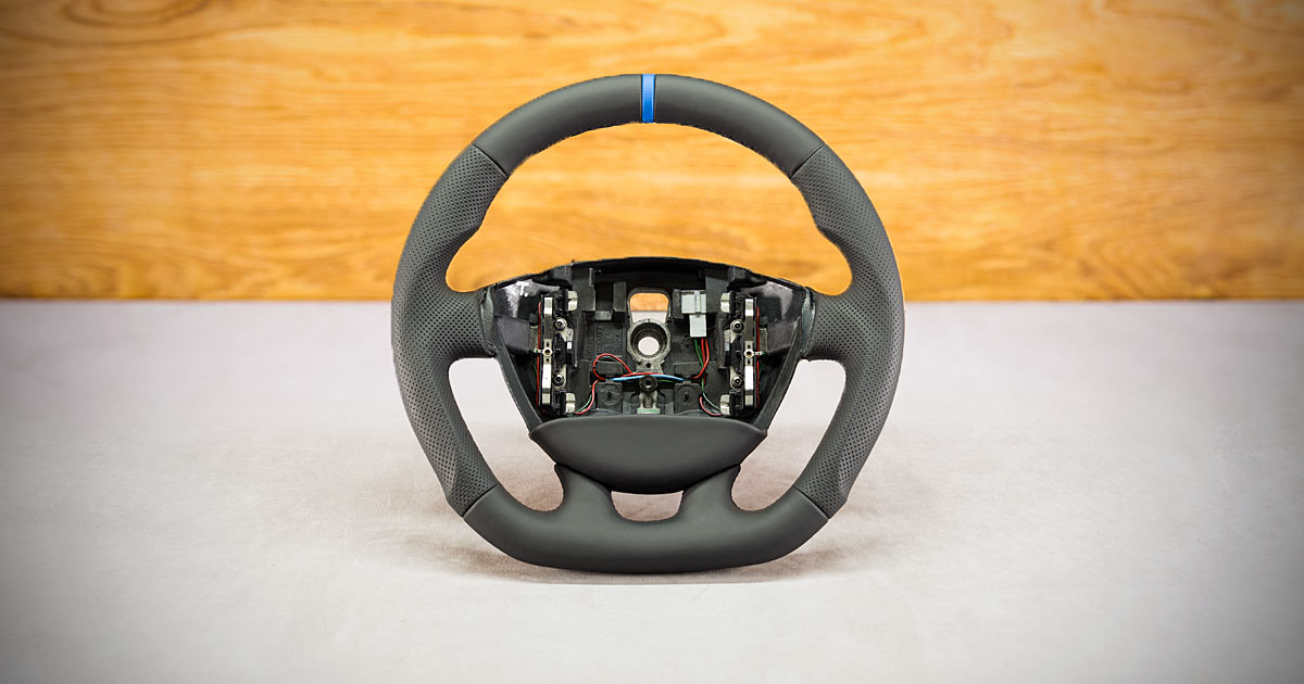 Renault Trafic II Custom steering wheel - Your Steering Wheel